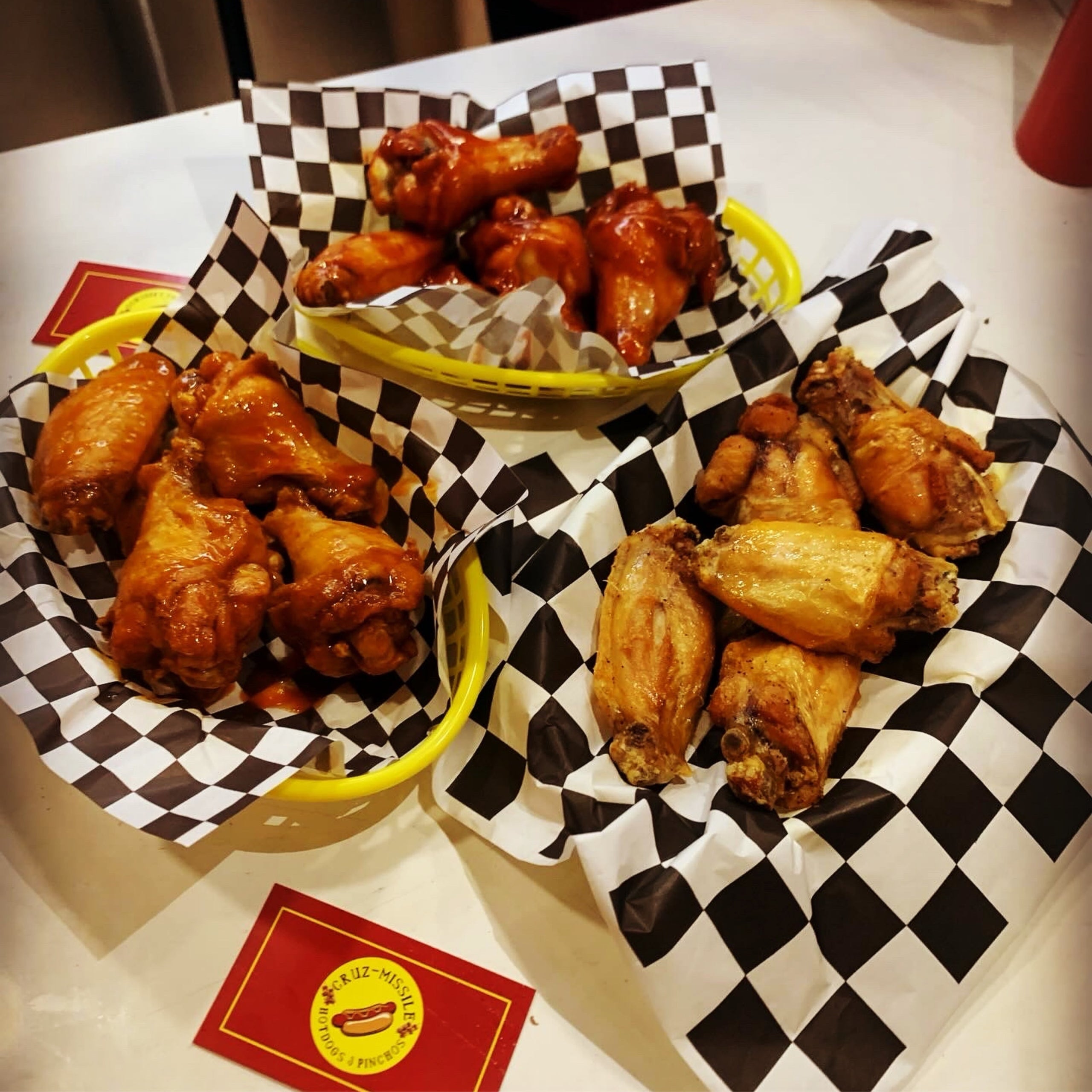 12 Chicken WIngs | Cruz-Missile Hot Dogs & Pinchos
